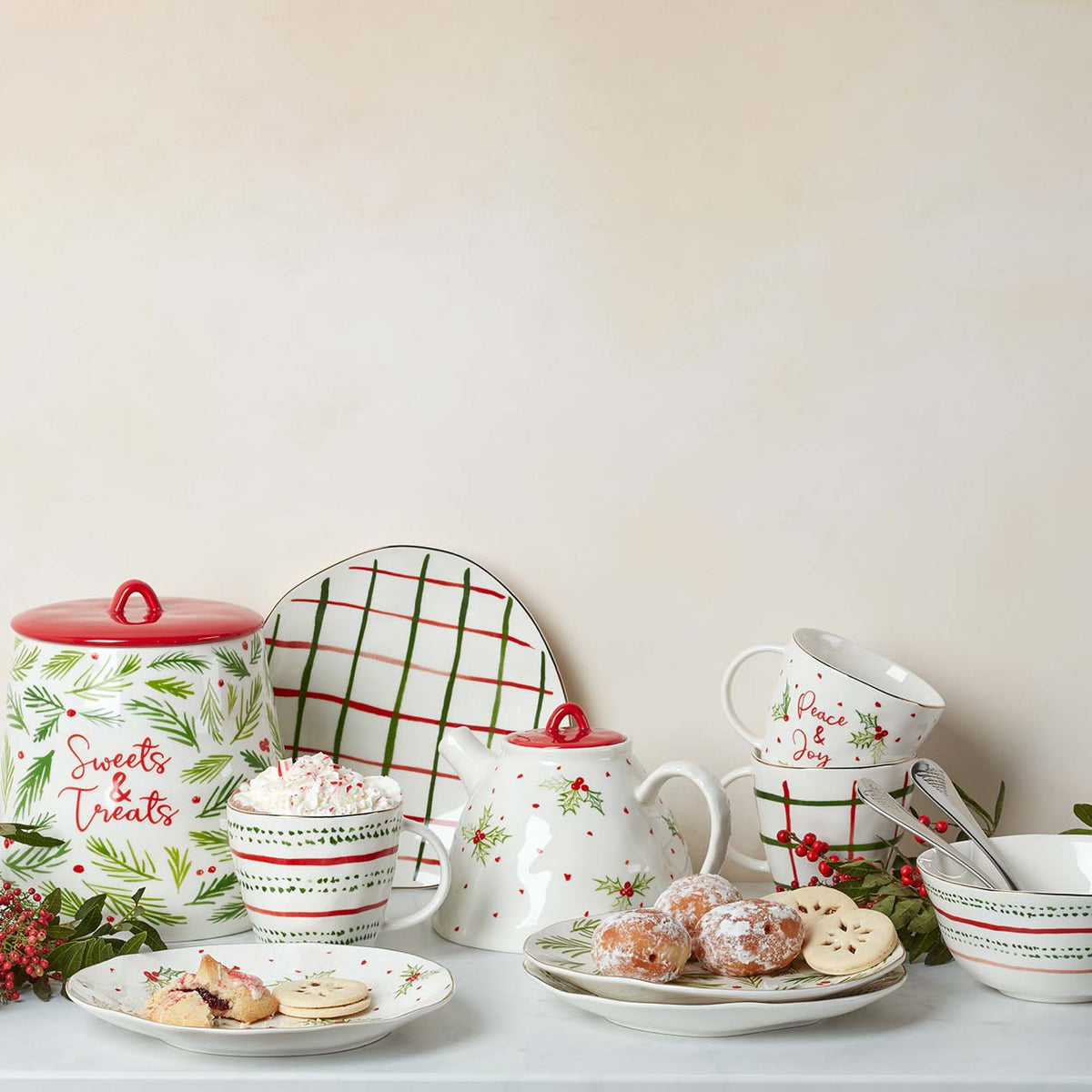 Bayberry Holiday Dinnerware & Playful Tableware – Lenox Corporation