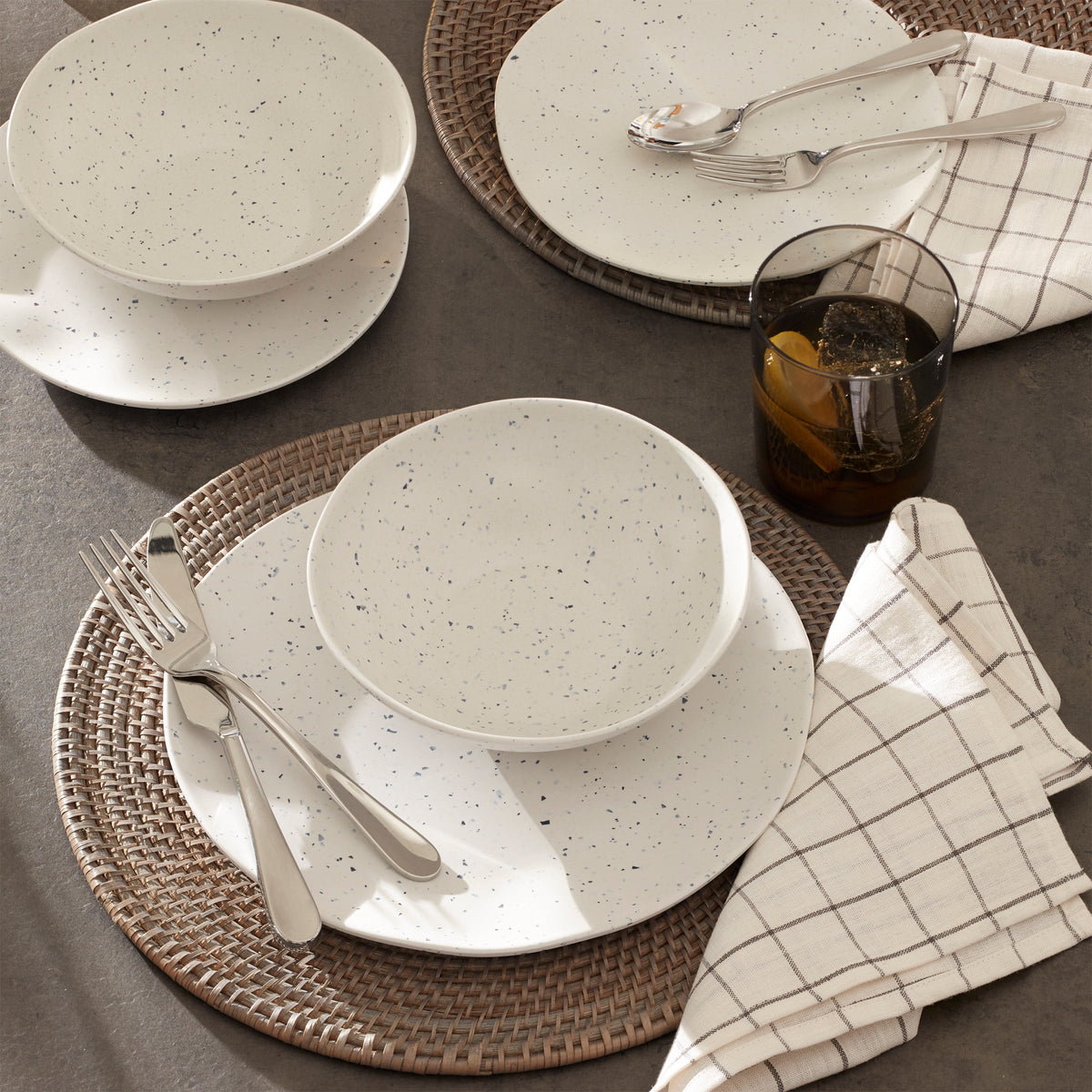 Terrazzo Melamine Cream 12 Piece Dinnerware Set – Lenox Corporation