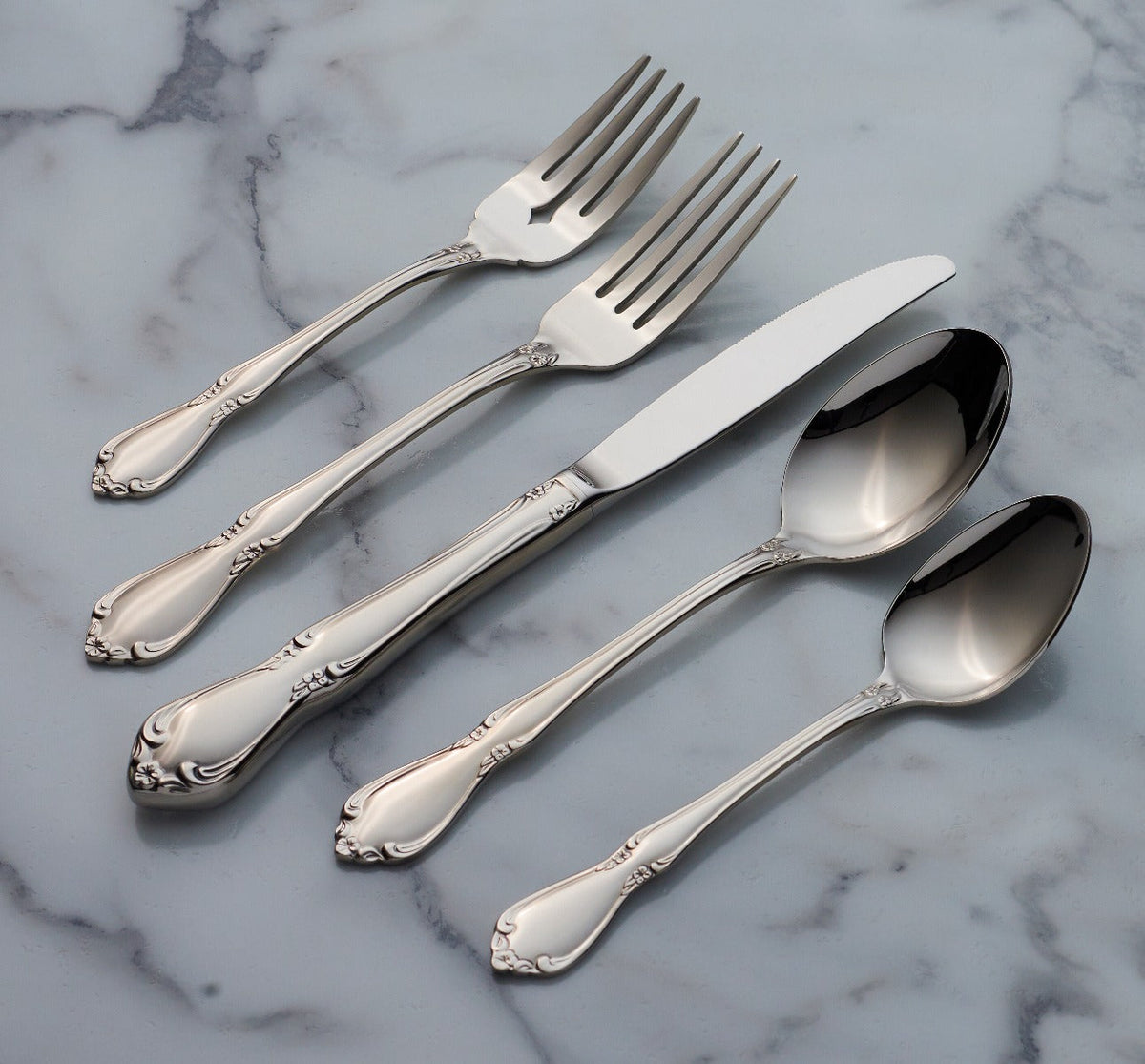 Chateau 5 Piece Place Setting – Lenox Corporation