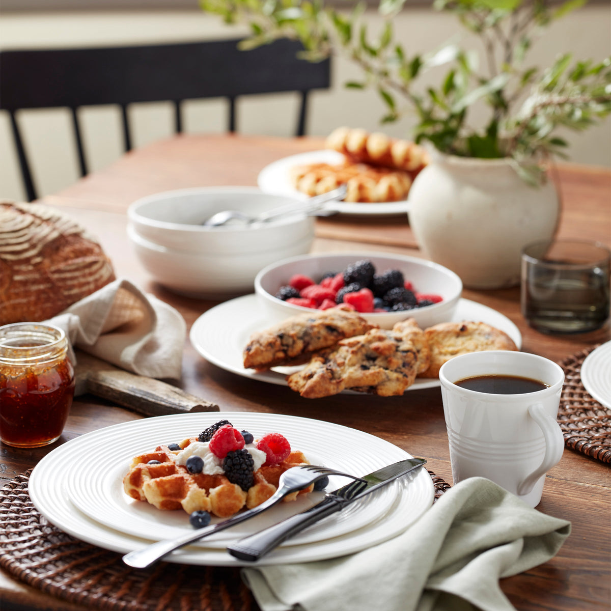 Tin Can Alley Seven Degree 4-Piece Place Setting – Lenox Corporation